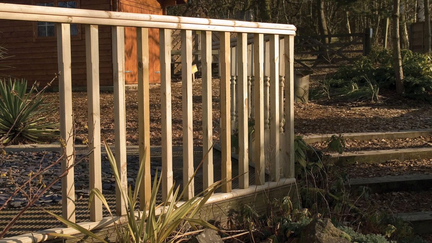 Spindle Deck Panels - Earnshaws Fencing Centres