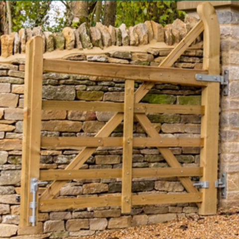 Stock & Bespoke Garden Gates | Earnshaws